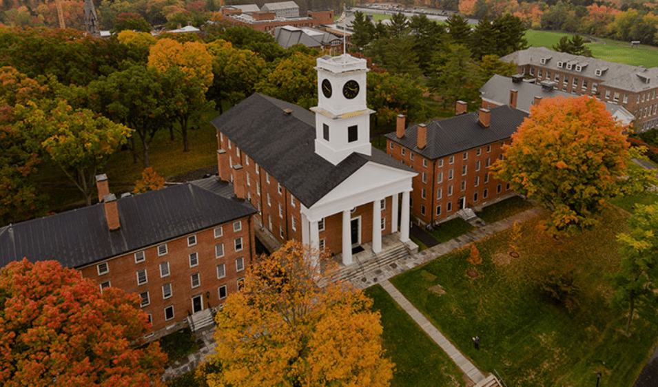 Best Colleges for English Majors in 2025 - Transfer Goat